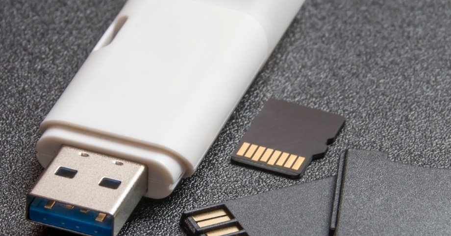 Usb-Flash-Memorije-I-Memorijske-Kartice-1200x630.jpg